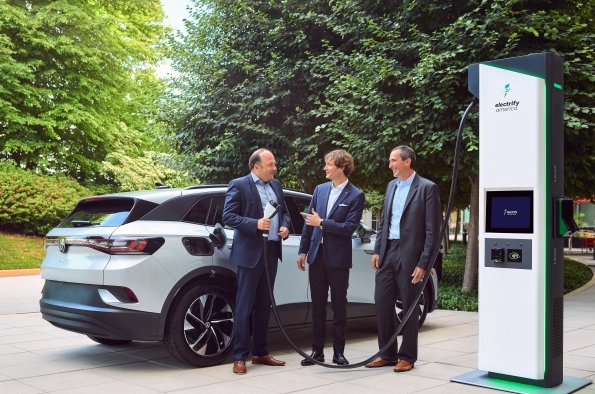 Electrify America Raises 450 Million Siemens Becomes a Minority Shareholder Company Intensifies Commitment to Rapid Deployment of Ultra Fast Charging Electrify America NEWSROOM